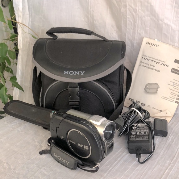 Sony | Cameras, Photo & Video | Sony Handycam Dvd Hand Recorder 2 ...